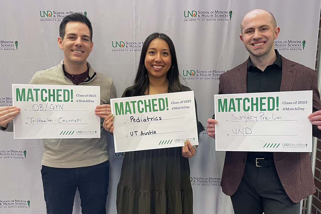 ‘Overwhelmed and excited’: fourth-year UND medical students respond to ...