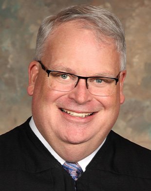 The Honorable Ralph Erickson Visits UND School of Law as Jurist-in ...