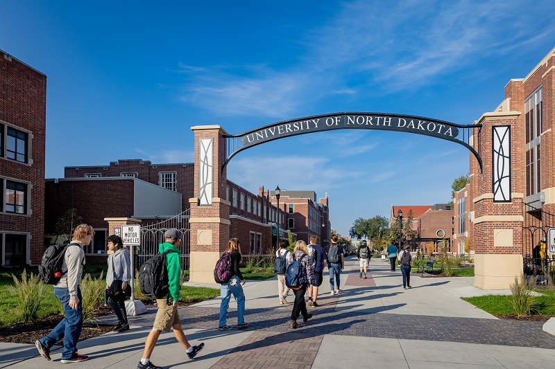 LEADS: A sense of wonder, a love of discovery and a commitment to serve ...