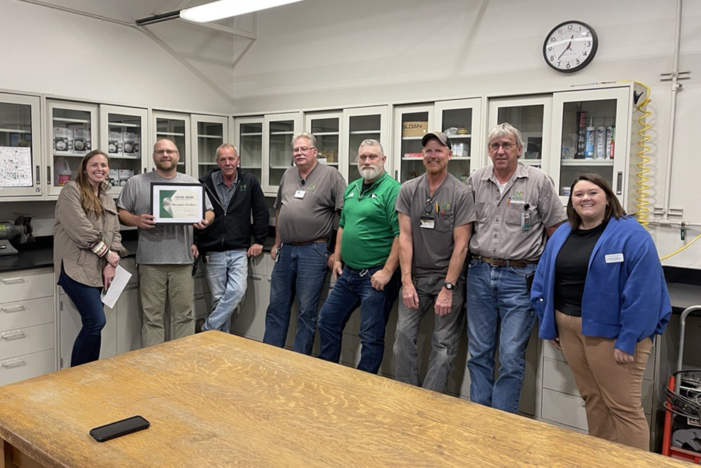 UND Staff Senate announces July UShine winner - University Letter