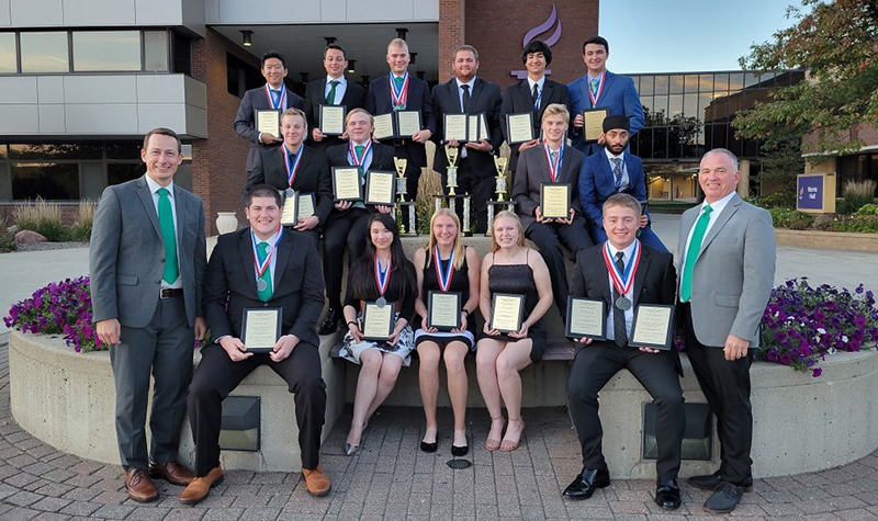 UND Flying Team earns first-place finish at Region VI SAFECON Contest ...