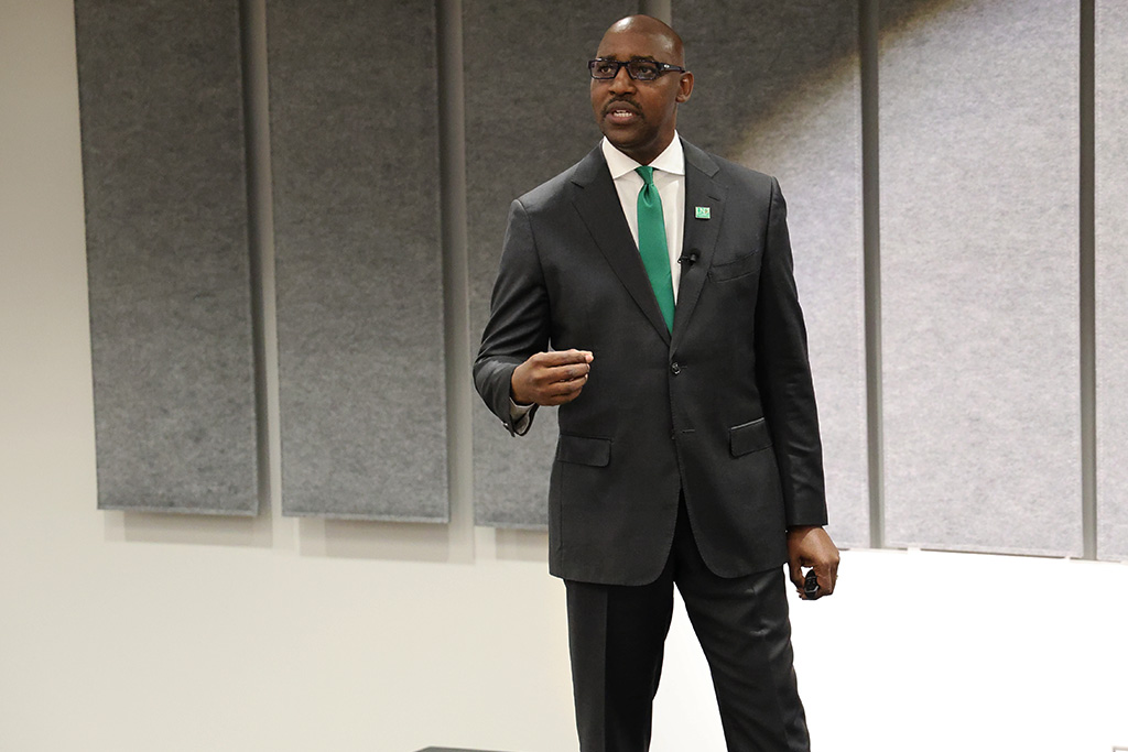 Art Malloy talks leadership with a purpose - UND Today