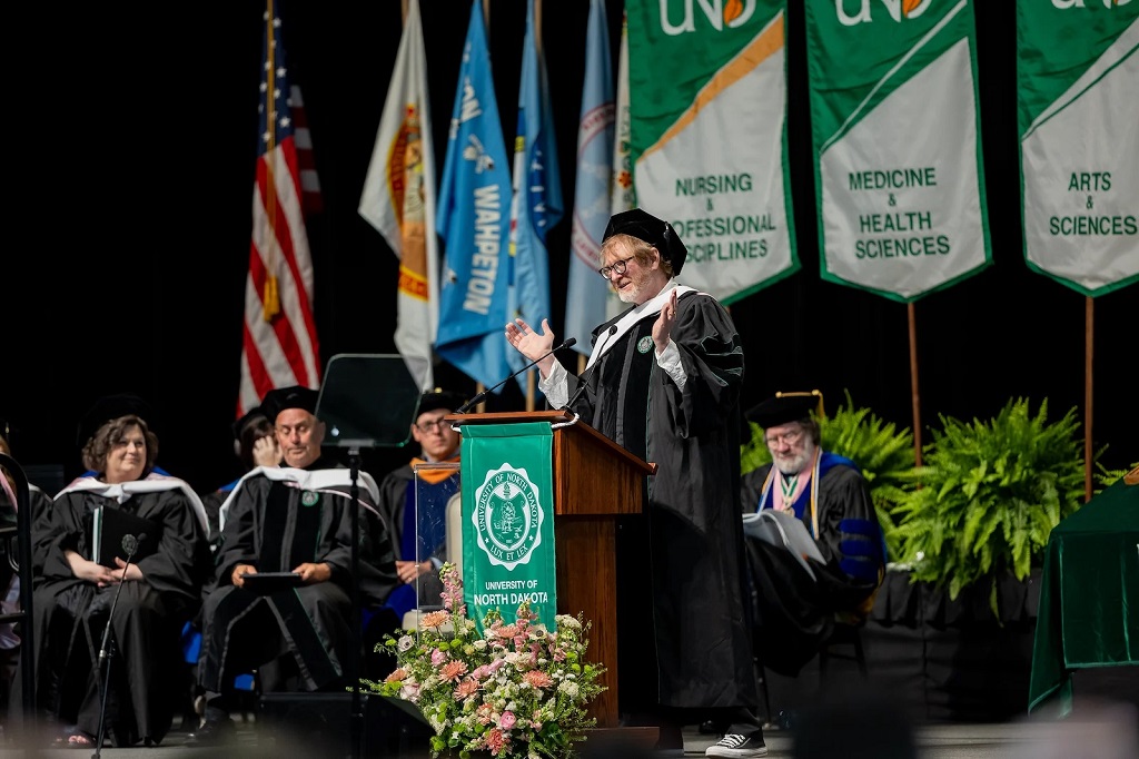 Chuck Klosterman at Commencement: Only you will remember you — and that ...