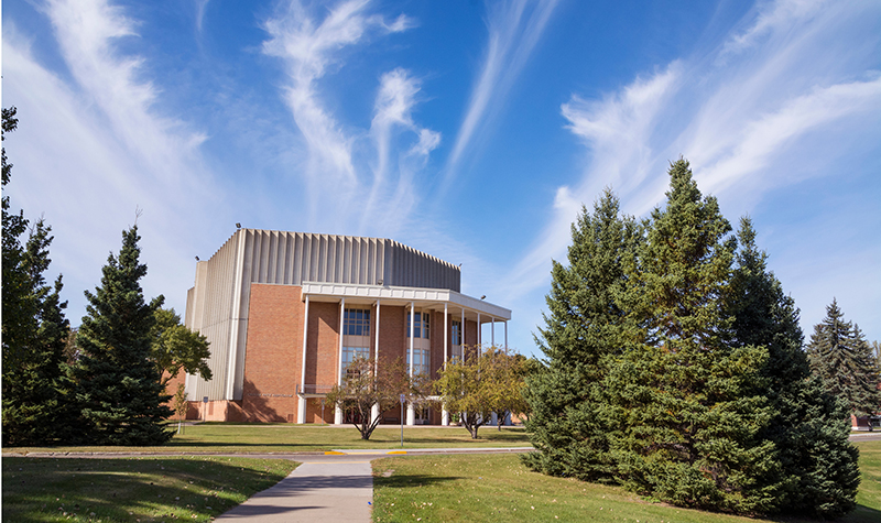 Venerable Chester Fritz Auditorium finds new life in pandemic - UND Today