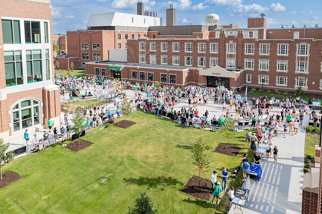 PHOTOS and VIDEO: UND extends a welcoming hand - UND Today
