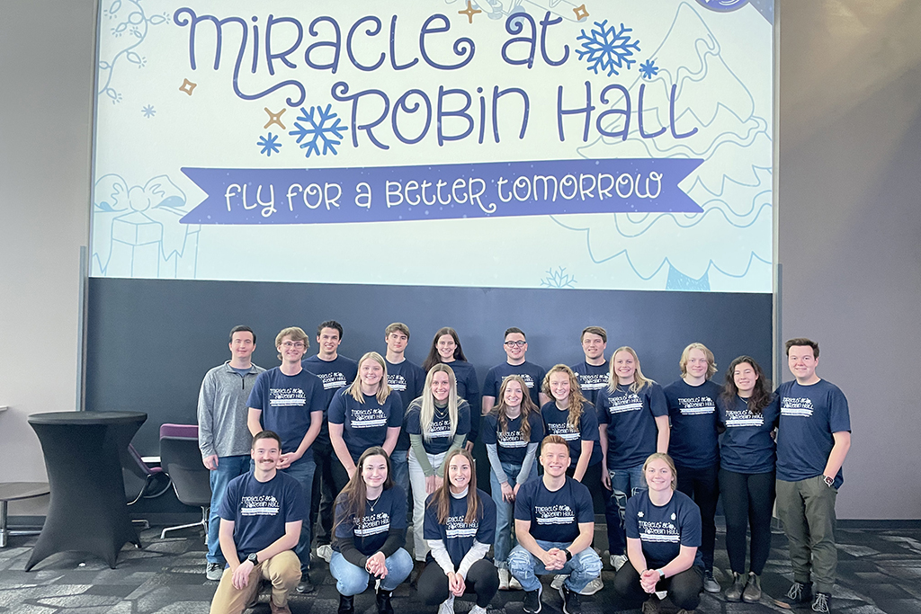 Area children experience ‘Miracle at Robin Hall’ - UND Today