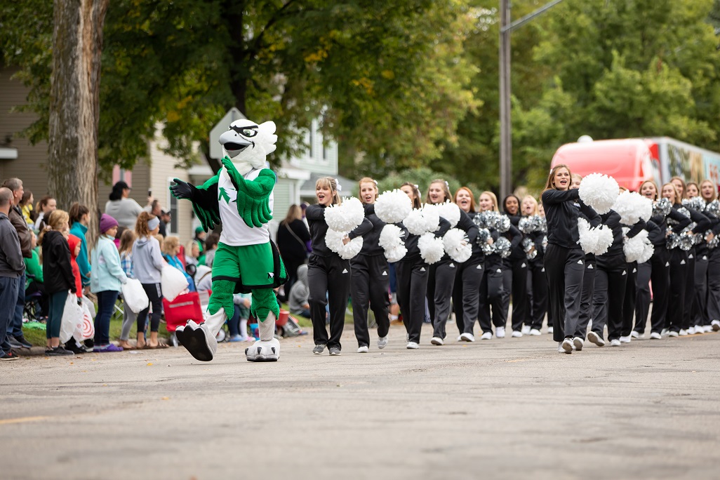 UND Fan Luncheons and Pep Rallies connecting on campus - UND Today