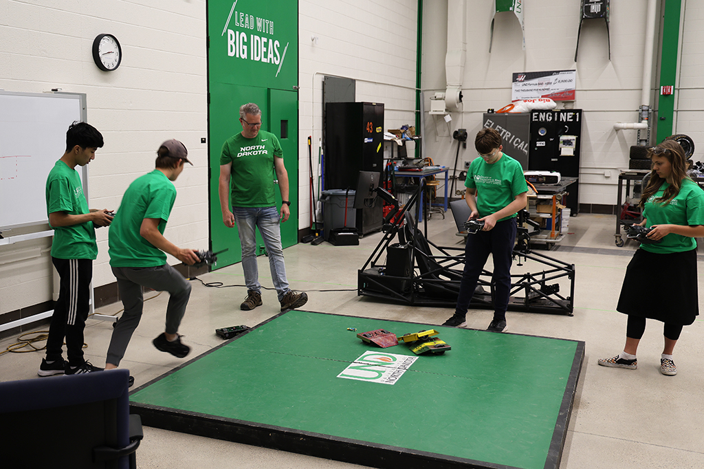 ‘3-2-1, Robot!’ - UND Today