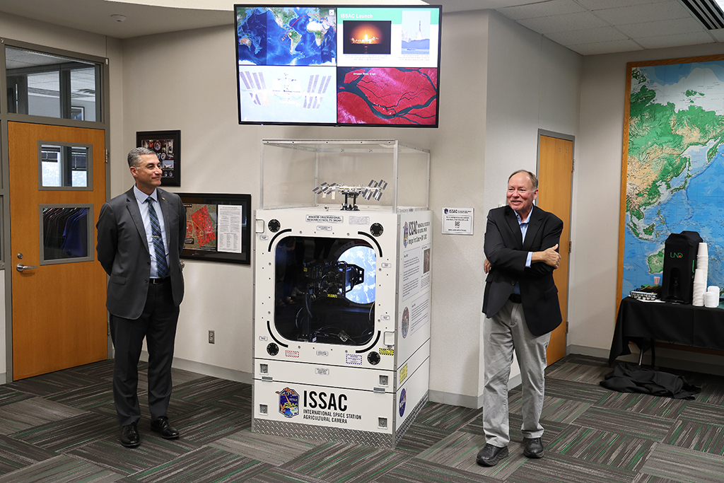 UND Aerospace unveils space camera, with just a touch of Klingon - UND ...