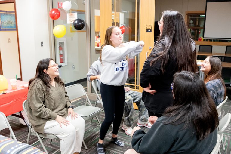 Boozhoo (Hello)! UND students hone their Ojibwe skills - UND Today