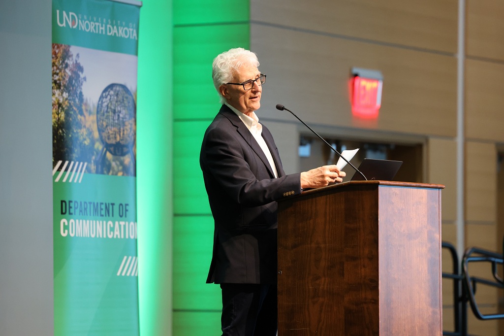 Lessons from life in the journalism trenches - UND Today